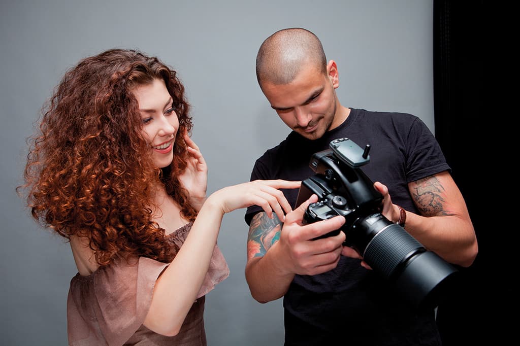 The do's and don'ts of working with models | Amateur Photographer