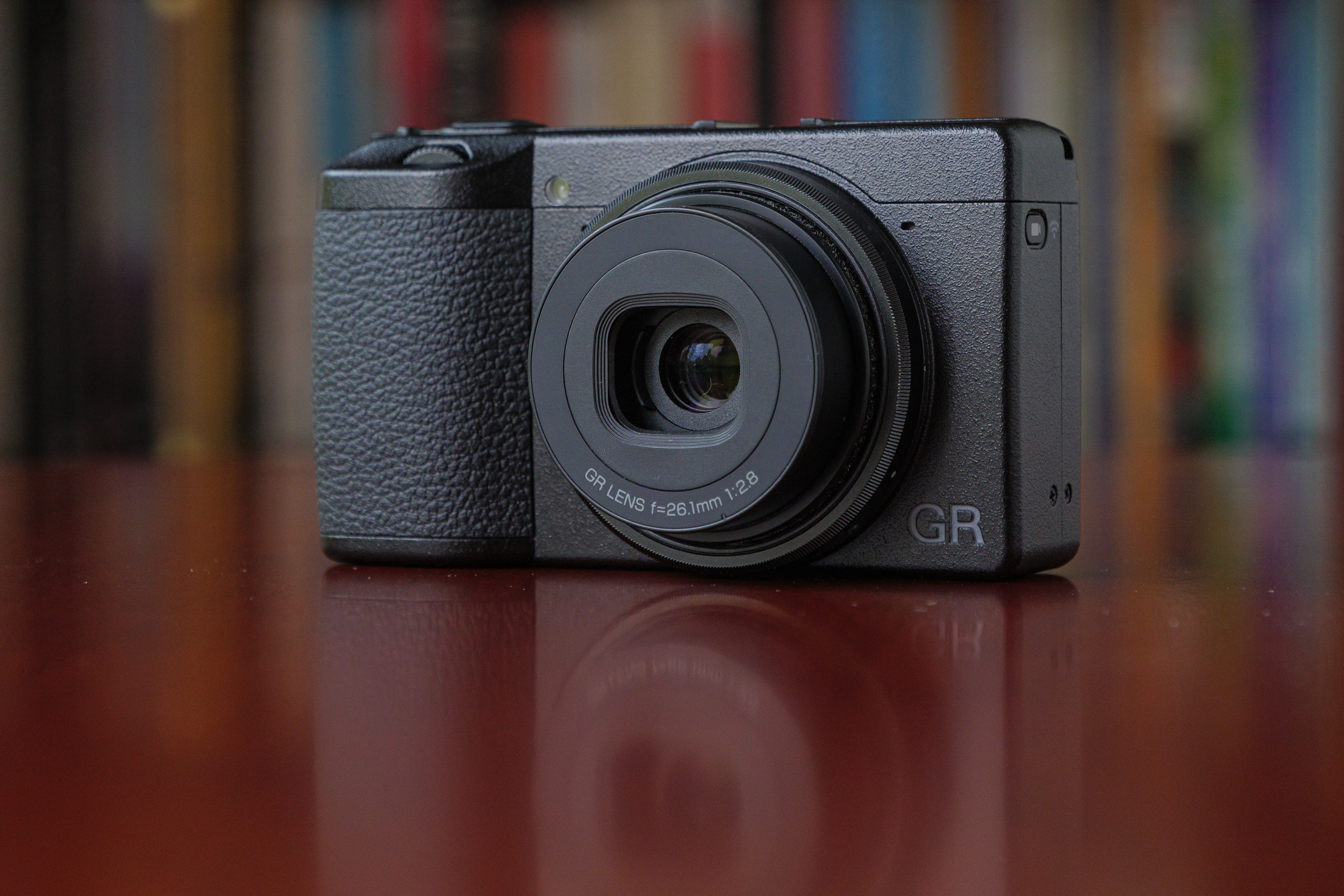 Fujifilm X100VI vs Ricoh GRIIIx HDF - Which should you buy? | Amateur ...