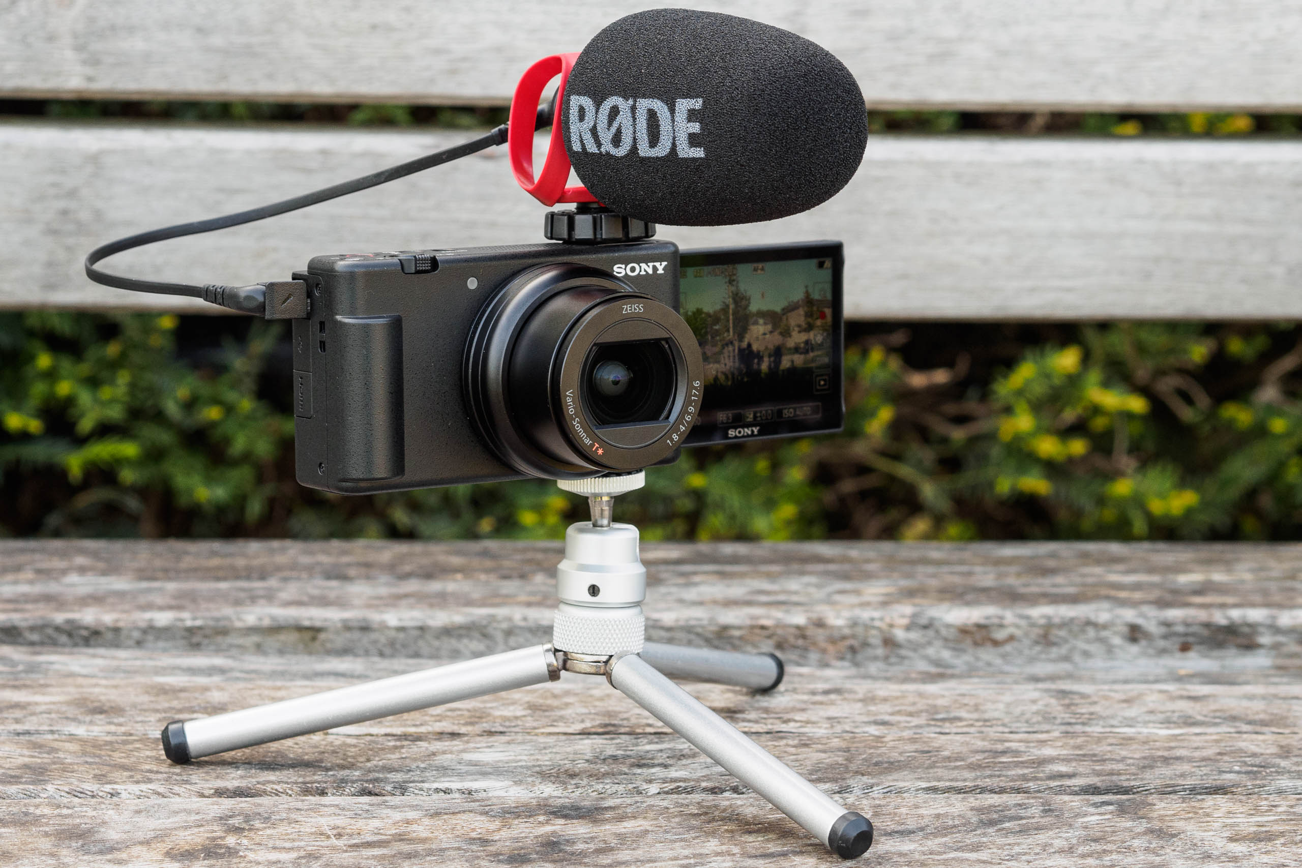 Best cameras for low-light photography and video: capture spectacular ...