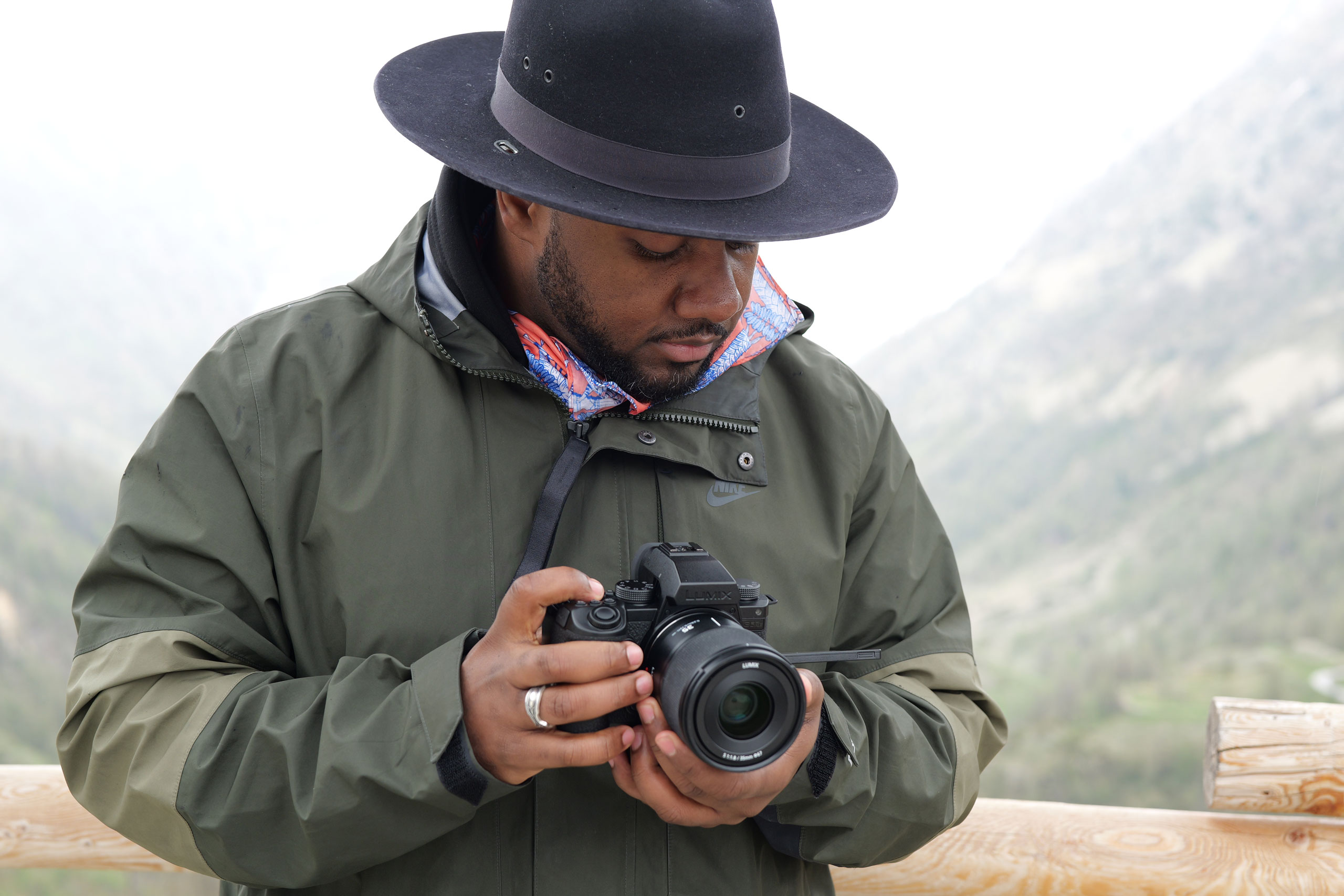 Panasonic Lumix S5IIX review - ultimate hybrid for creators | Amateur ...