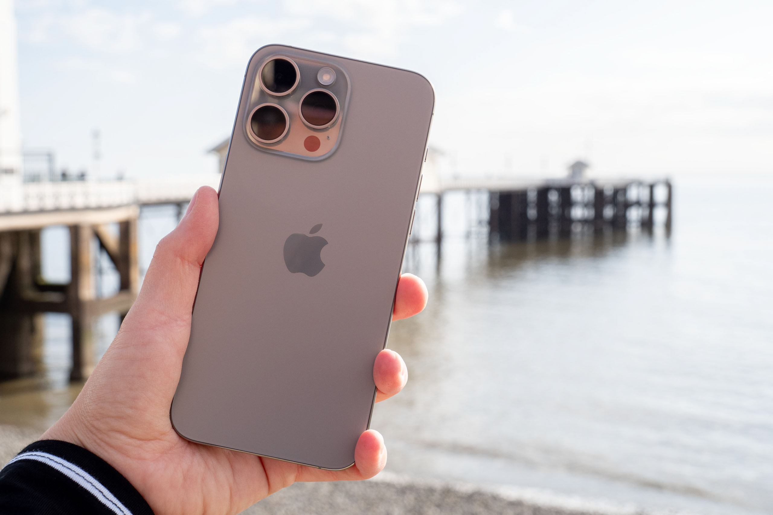 iPhone 15 Pro Max Review – Zooming marvellous? | Amateur Photographer