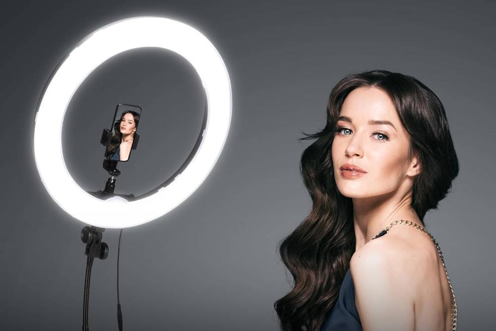 Best camera phone accessories for photography and video in 2025 ...