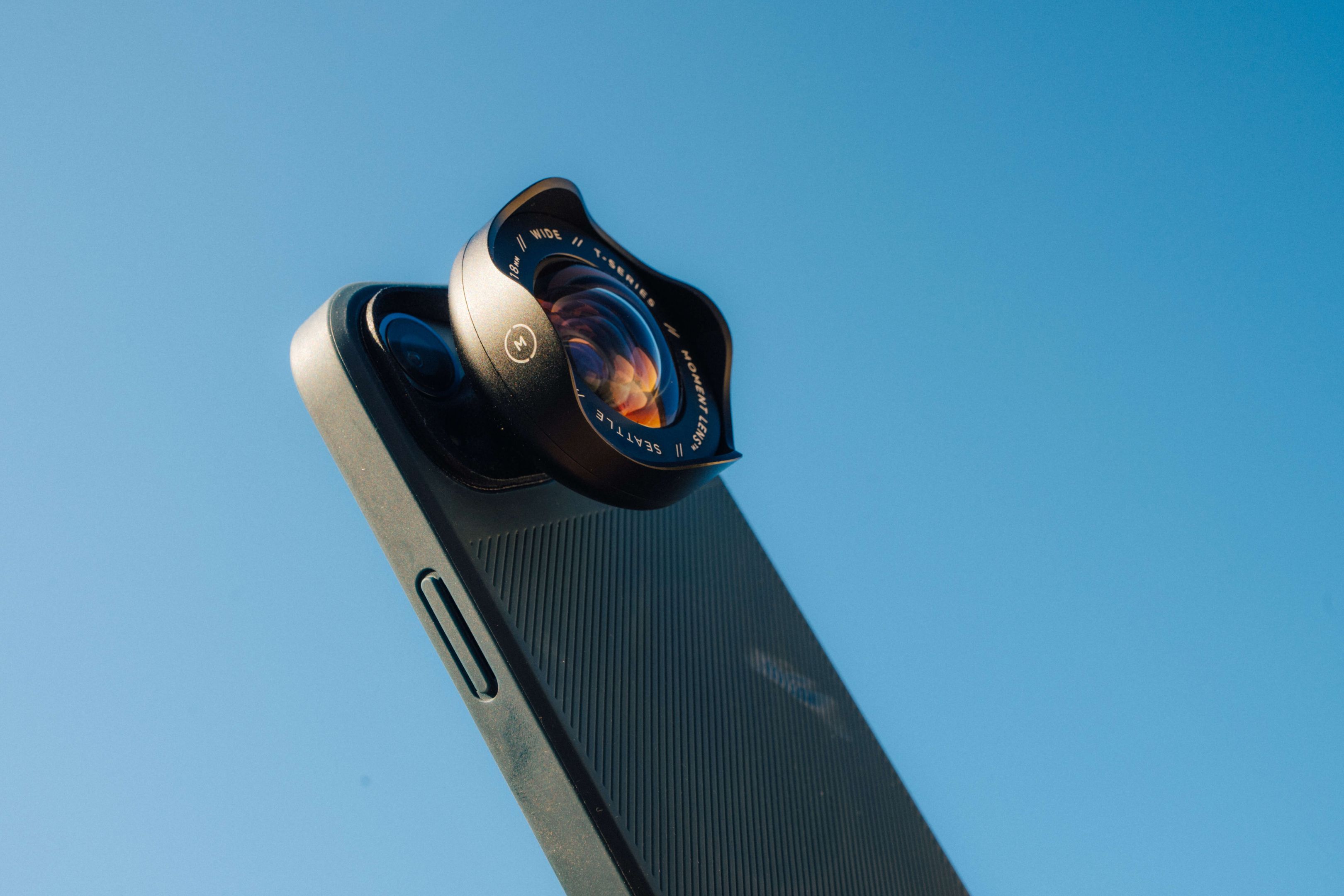 Best camera phone accessories for photography and video in 2025 ...