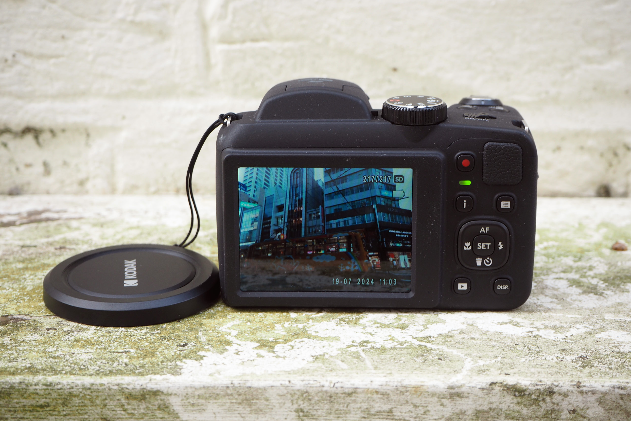 Kodak PixPro AZ255 Review - 25x bridge camera | Amateur Photographer