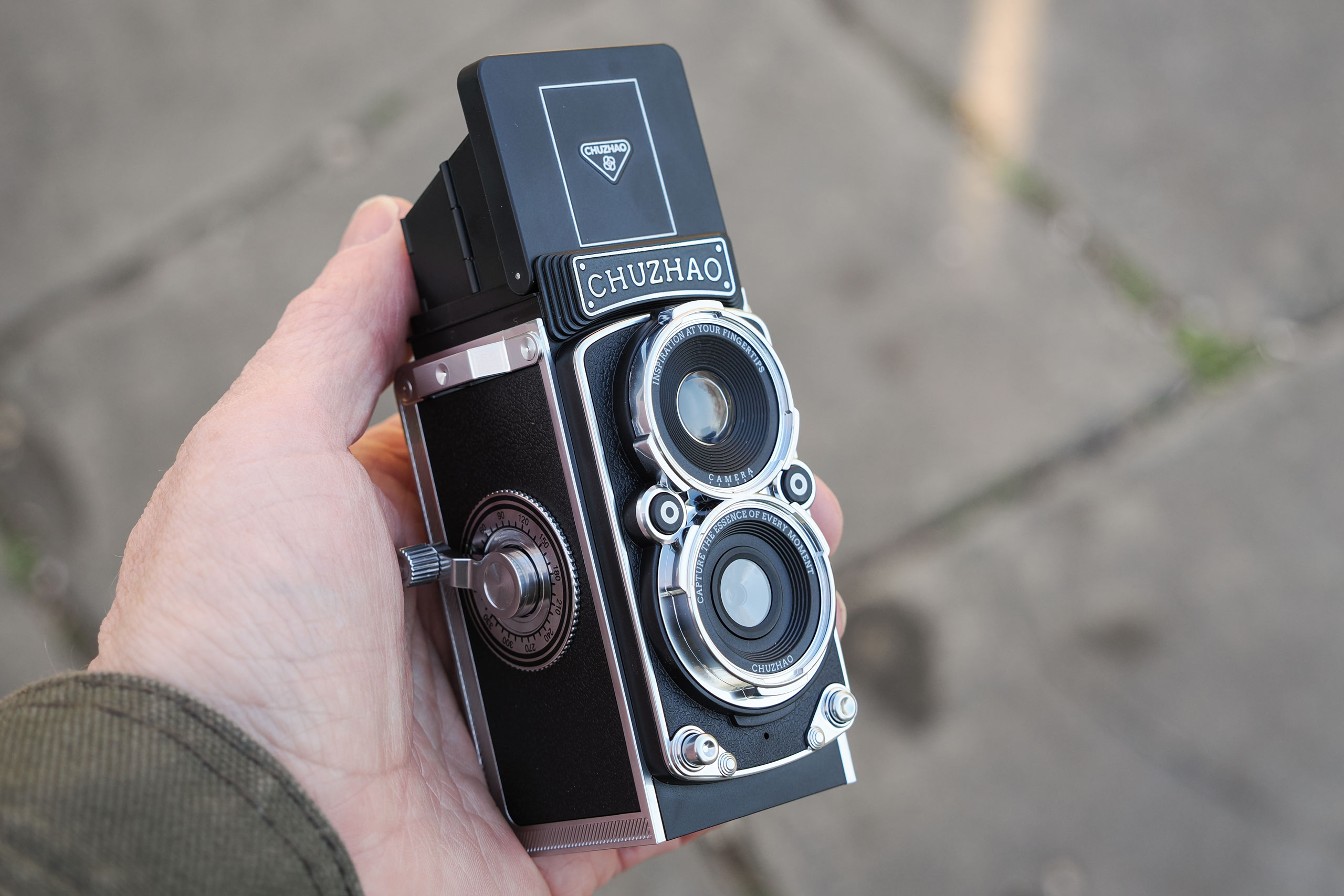 Chuzhao Retro Camera - cheap, cheerful, and charming Digital TLR ...