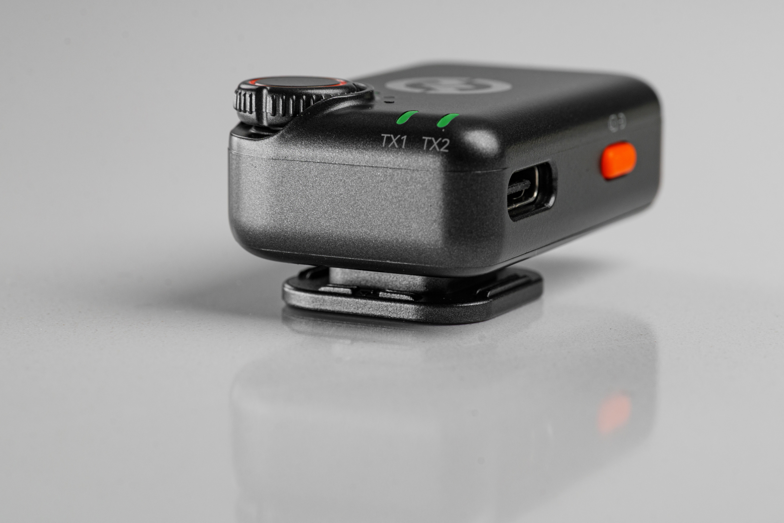 Hollyland Lark M2S review: tiny yet high-quality wireless mics ...