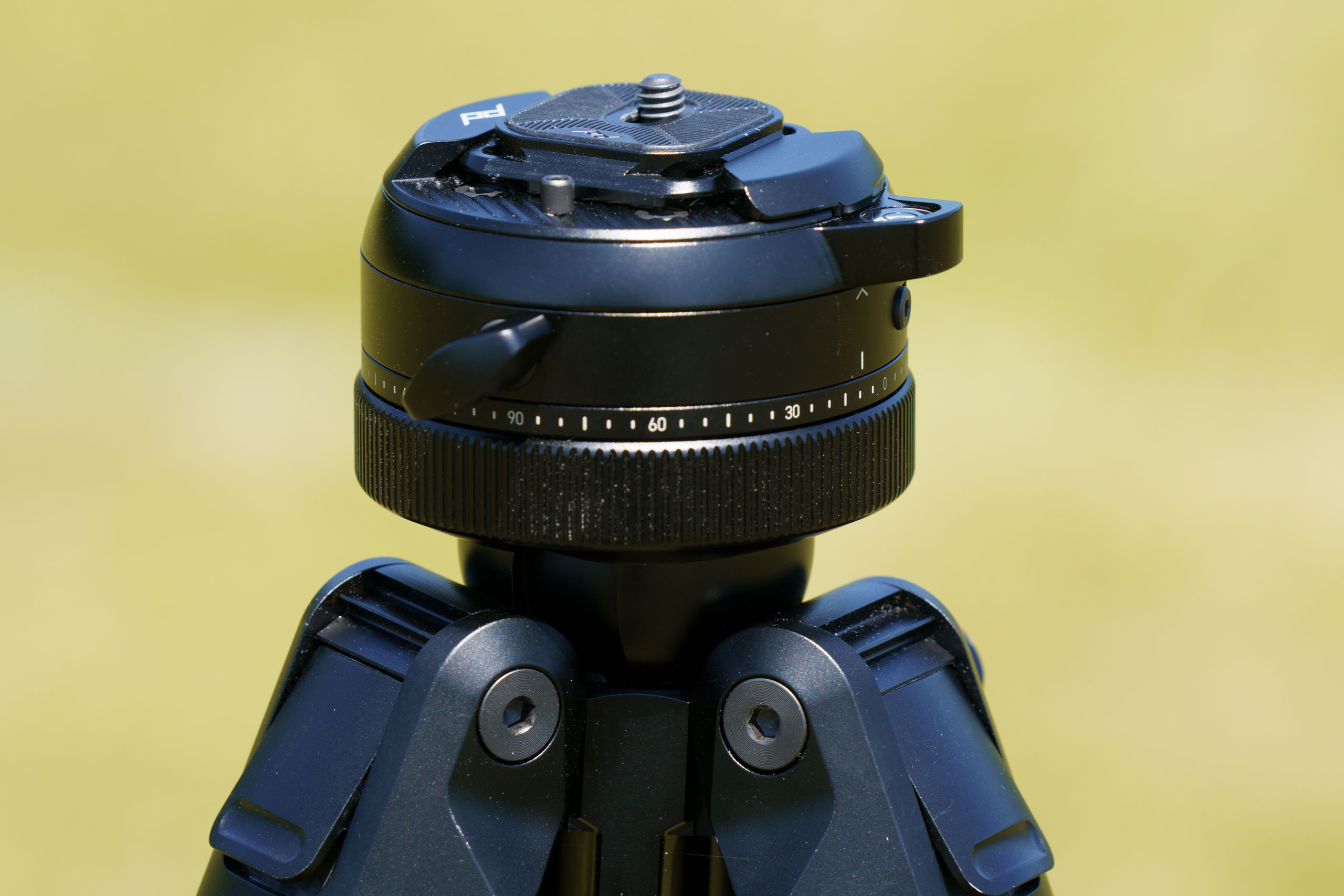 Peak Design Pro Tripod review - bigger and better in every way ...
