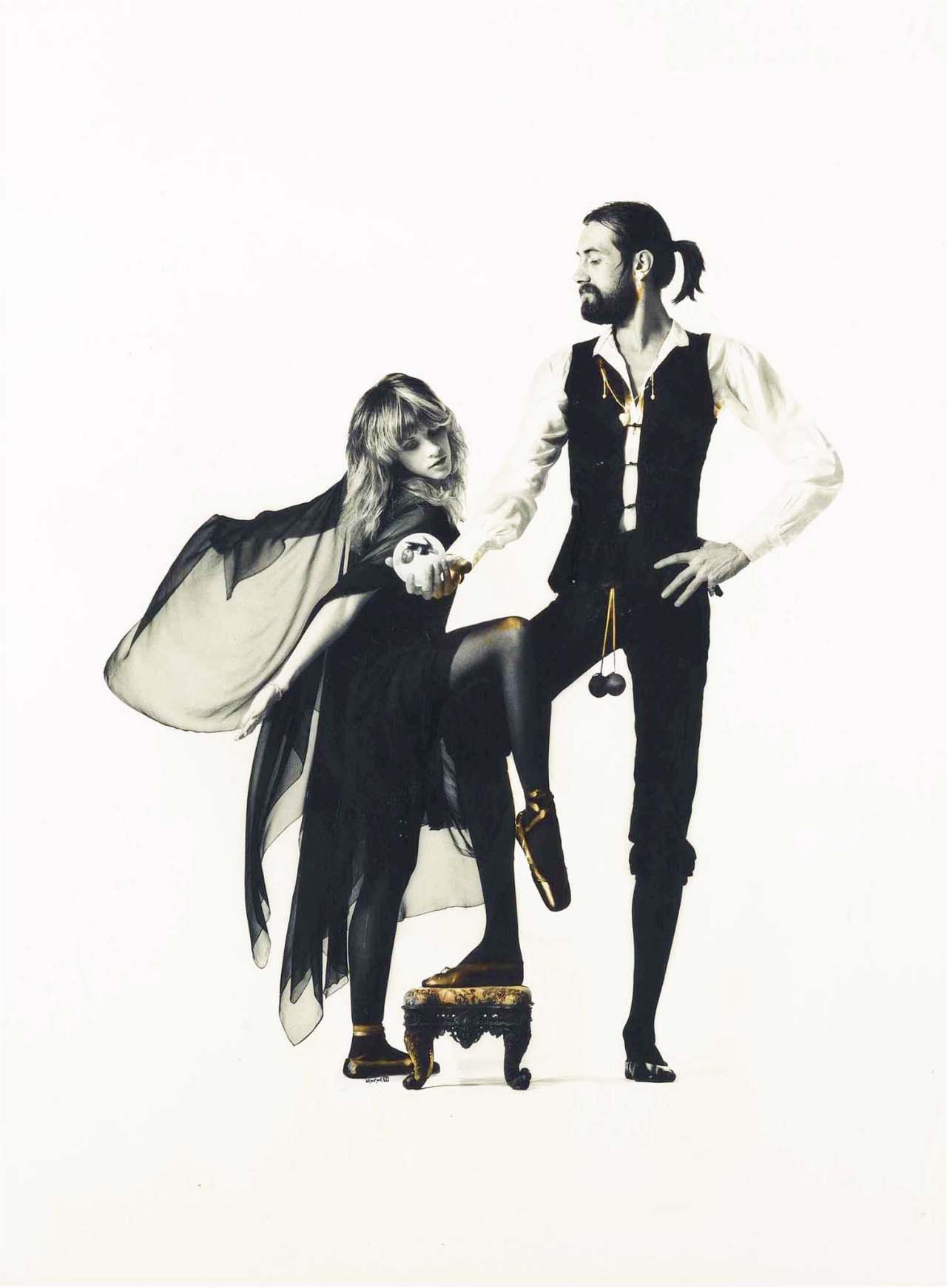 The Behind Scenes of Fleetwood Macs Rumours Album Cover | Amateur ...