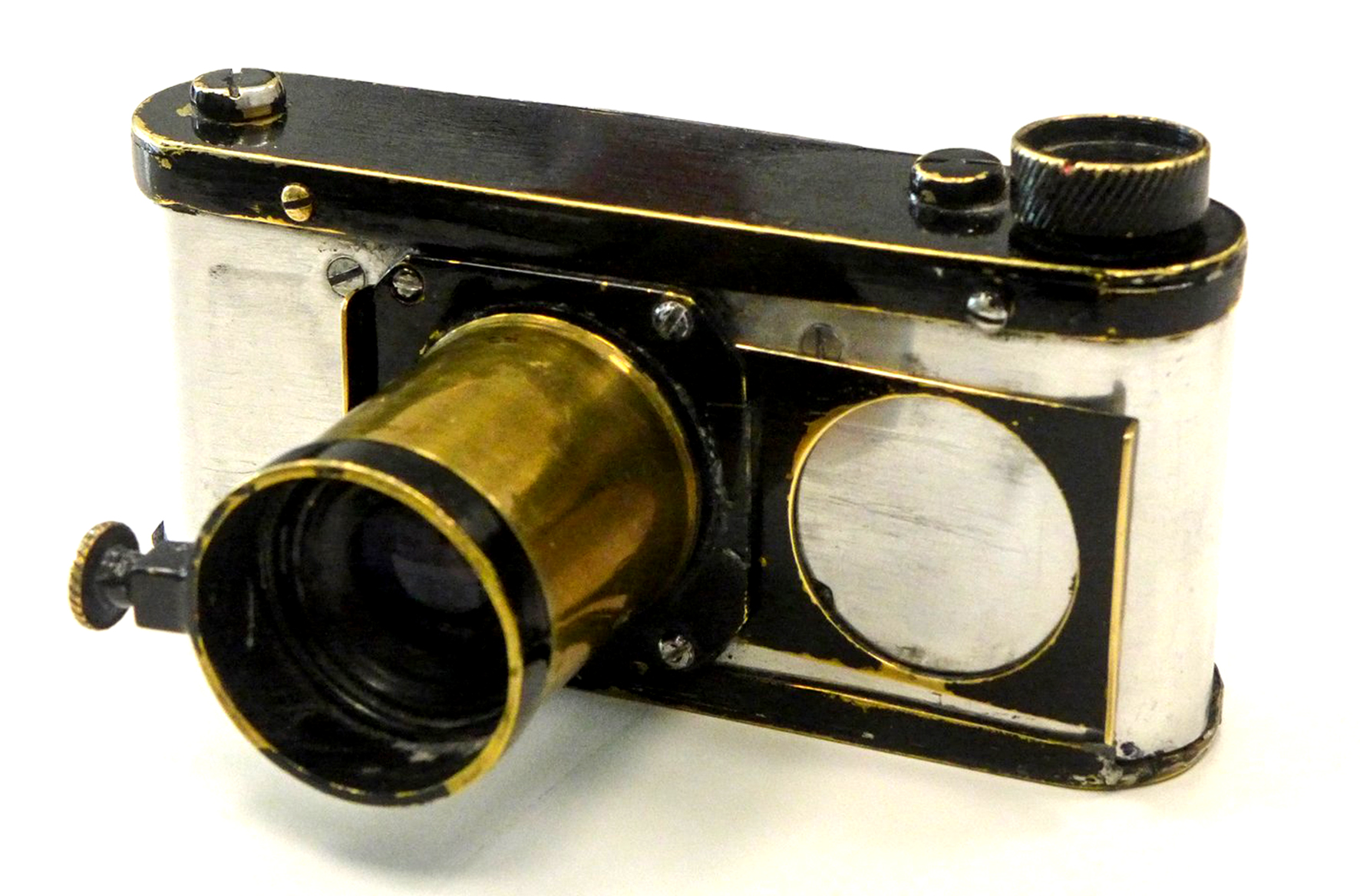 How the World's first Leica camera came to be (and changed photography ...