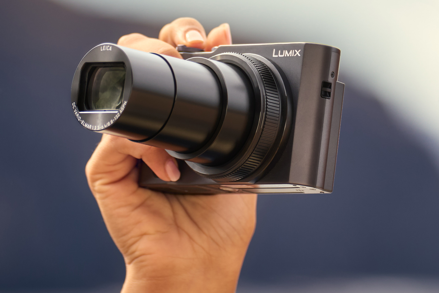Panasonic TZ300 revives the classic travel zoom compact – but with one ...