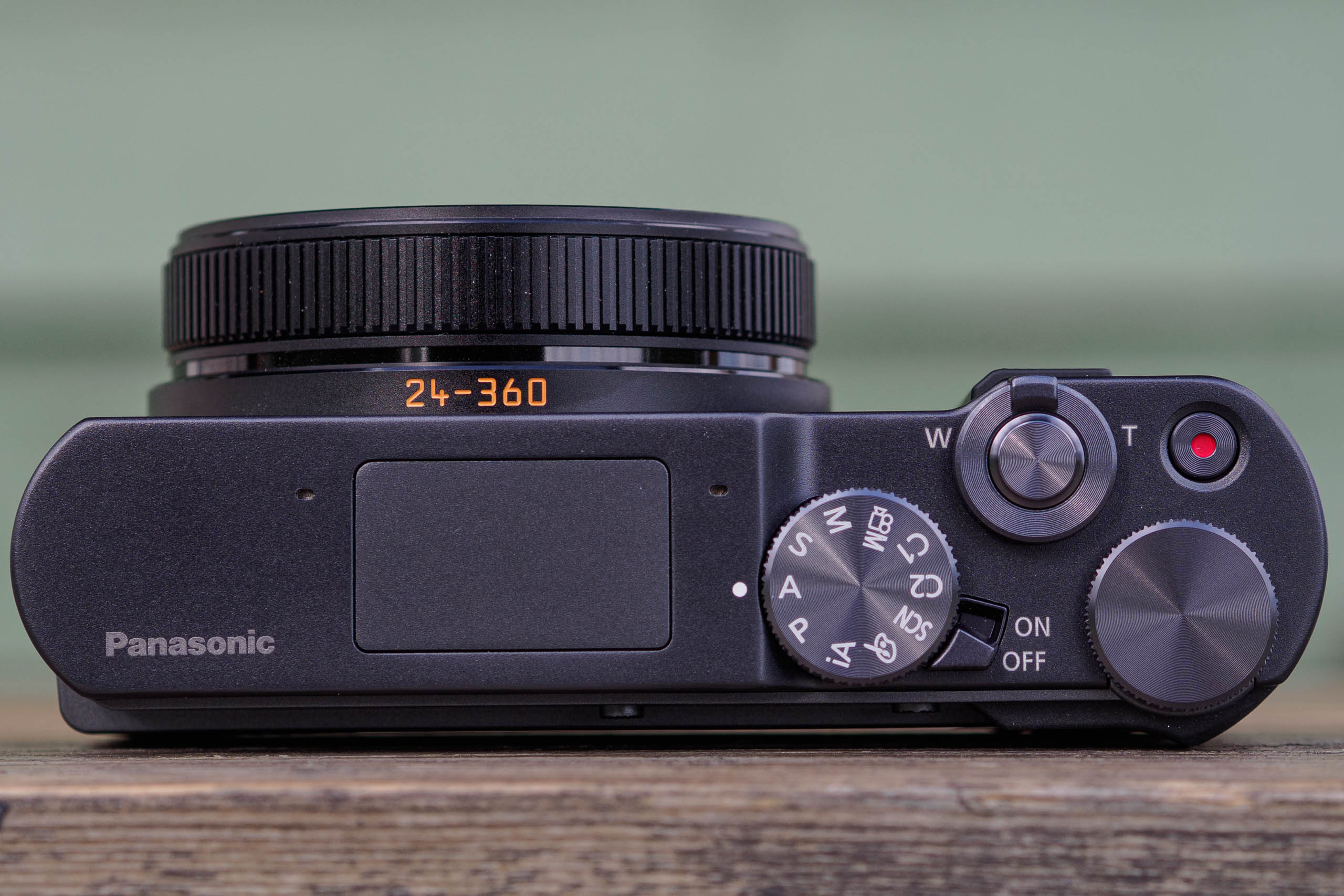 Panasonic Lumix TZ300 review – this should have been the perfect travel ...